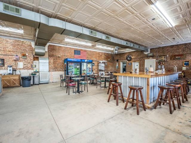 13215 Highway 70 N