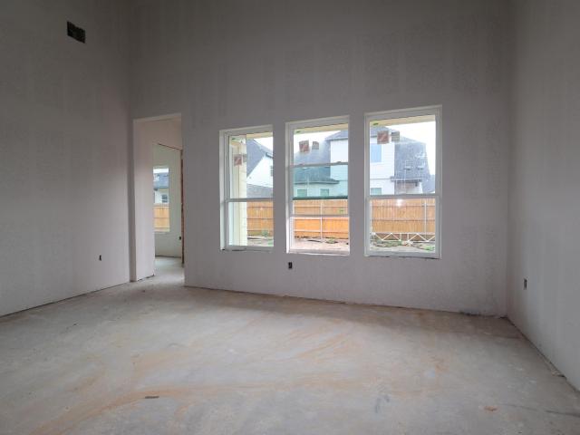 13215 Keefer Dr