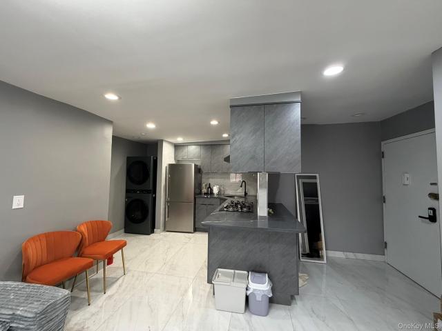 13218 Avery Avenue 4A