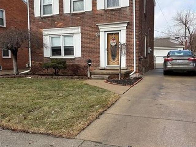 13218 Mercier St, Southgate, MI 48195