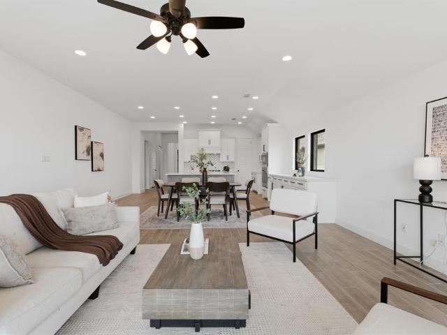 1321 Old Rocksprings Pass