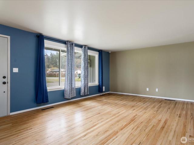 1321 Orchard Loop
