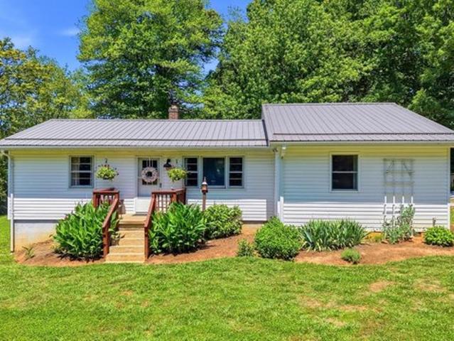 1321 Boxwood Farm Rd, Amherst, VA 24521