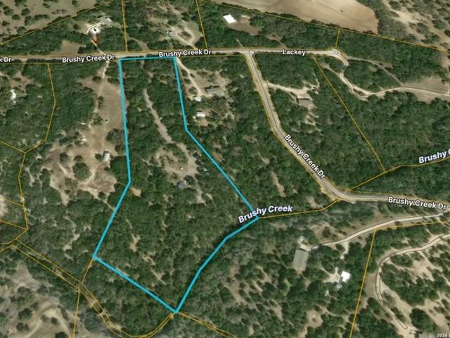 1321 Brushy Creek Dr, Lakehills, TX 78063