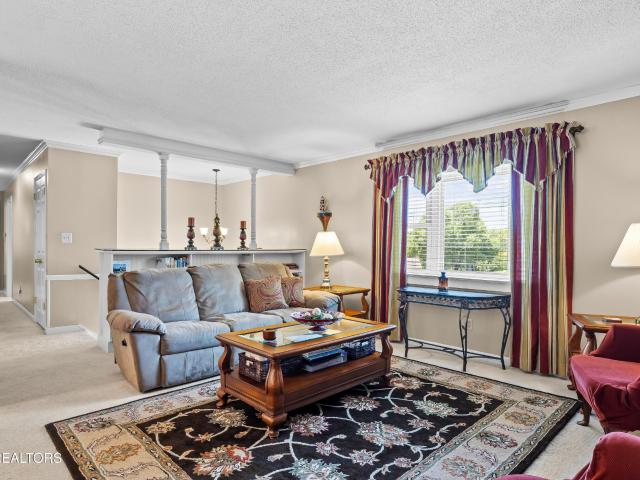1321 Crestwood Drive