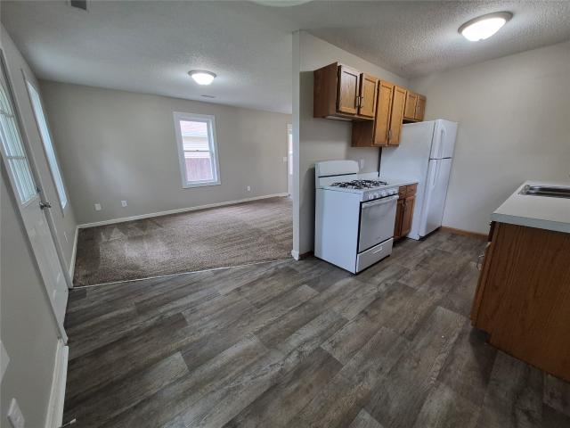 1321 E 27th Street
