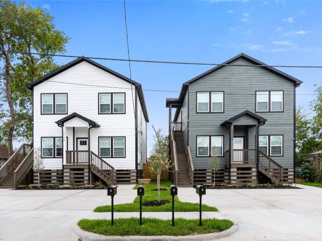 1321 E 35th St, Houston, TX 77022 | MLS #18484