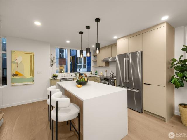 1321 E Denny Way