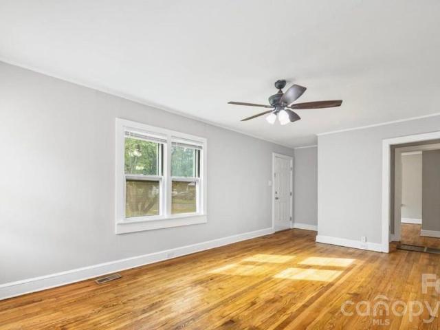1321 Eisenhower Road
