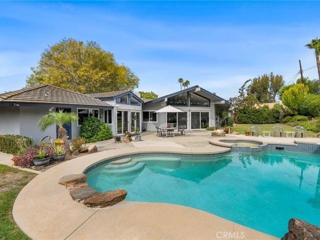1321 El Finito Way, North Tustin, CA 92705