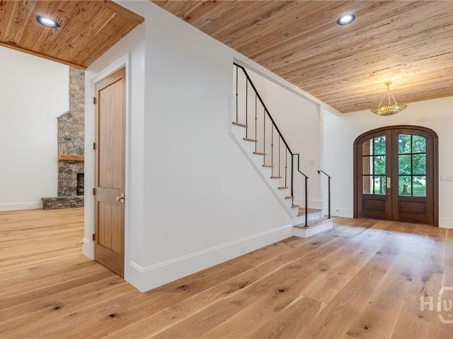1321 Garrett Road