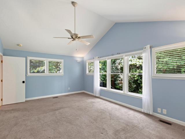 1321 Hathaway Road