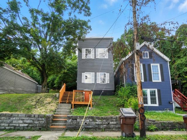 1321 Hermes Avenue