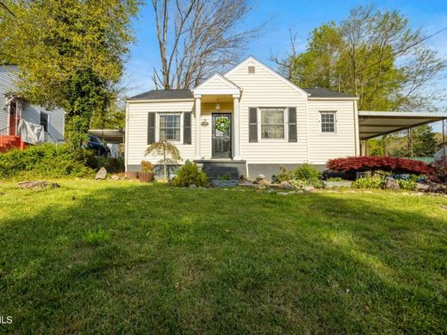 1321 Holly Ct, Bristol, TN 37620