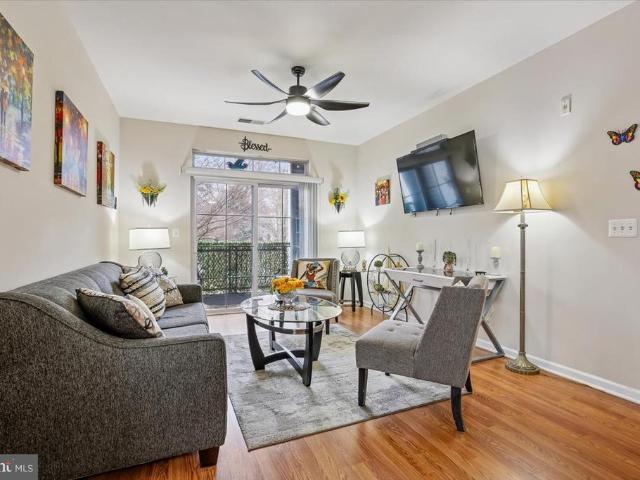 1321 Karen Boulevard # 301