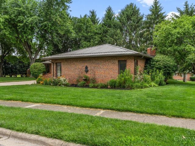1321 Ridge Road