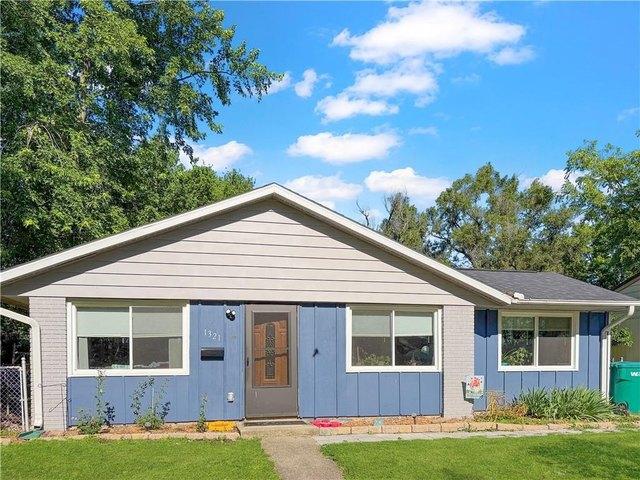 1321 S 2nd St, Mattoon, IL 61938