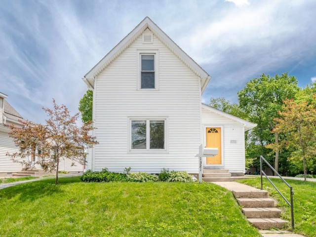 1321 S 5th Street