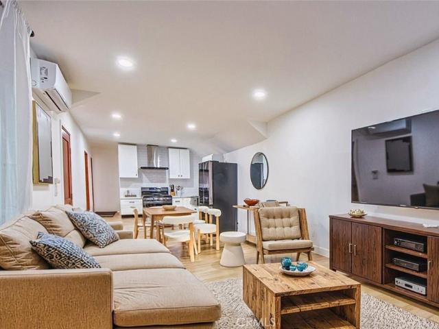 1321 Sanborn Ave, Los Angeles, CA 90027 | MLS #DW25278 | Compass