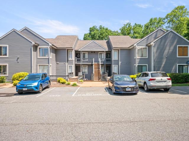 1321 Twin Springs Court