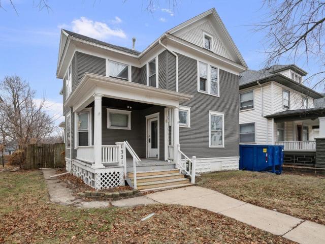 1321 W 13th St, Davenport, IA 52804 | MLS #12567 | Compass