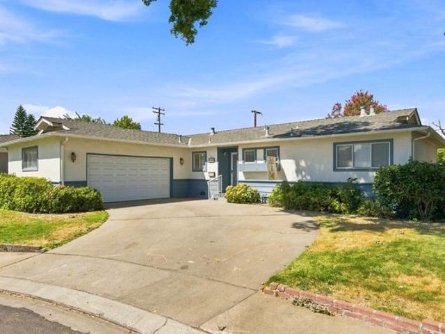 1321 Westland Dr, Modesto, CA 95350