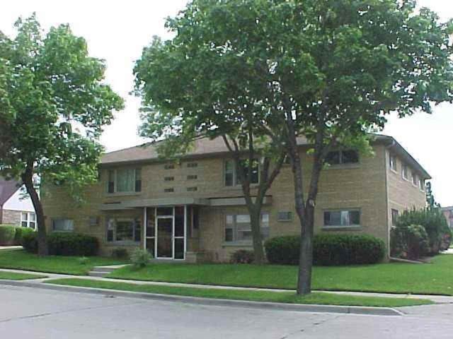 1321 98th St 2 Bedroom Apartment for Rent at 2358 S 98th St, West Allis, WI 53227