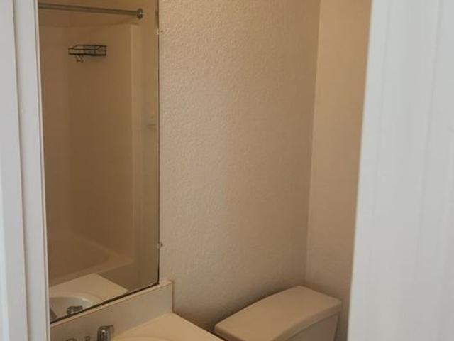 1321A NE 39th St. 2 Bedroom Apartment for Rent at 1321A Ne 39th St, Kansas City, MO 64116 River View