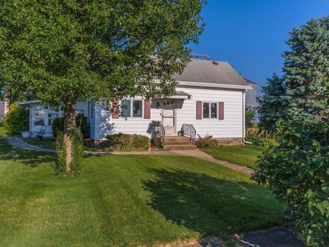 13223 N 2760 East Rd, Forrest, IL 61741