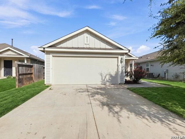 13227 Ashworth Blvd