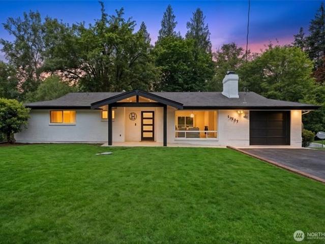 13227 Lake Kathleen Rd SE, Renton, WA 98059
