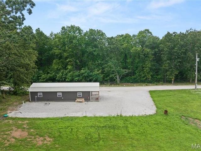 13227 Montana Rd, Gravois Mills, MO 65037