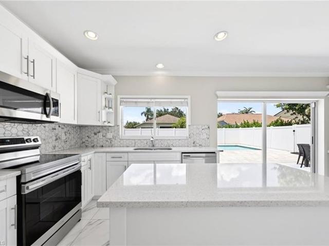 13225 Hampton Park Ct, Fort Myers, FL 33913