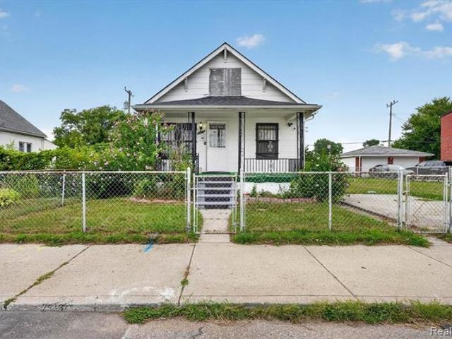 13228 Mitchell St, Detroit, MI 48212