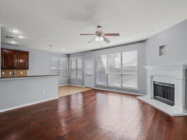 13229 Larks View Point