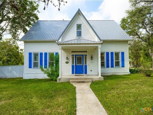 1322 N Avenue F Ste A, Shiner, TX 77984
