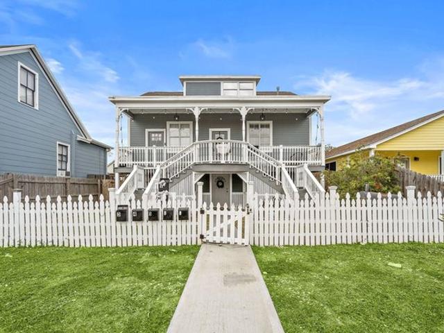 1322 Avenue L, Galveston, TX 77550
