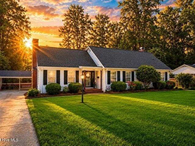 1322 Carolina Dr, Rockingham, NC 28379
