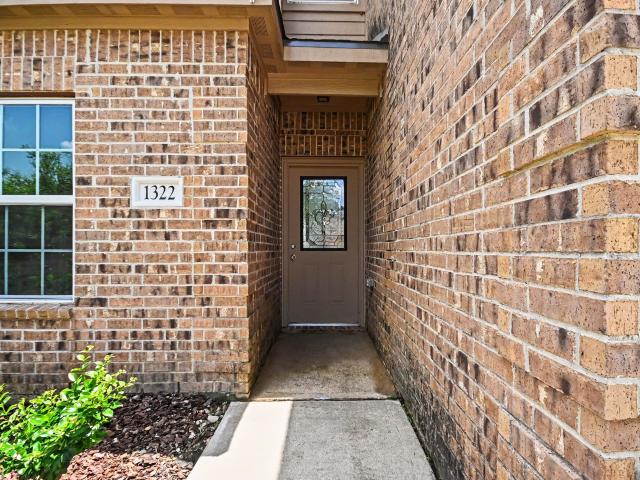 1322 Diamond Drape Drive