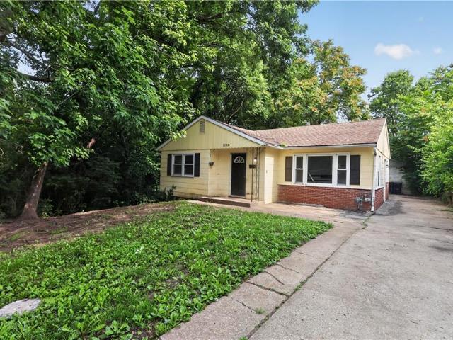 1322 E 82nd Street