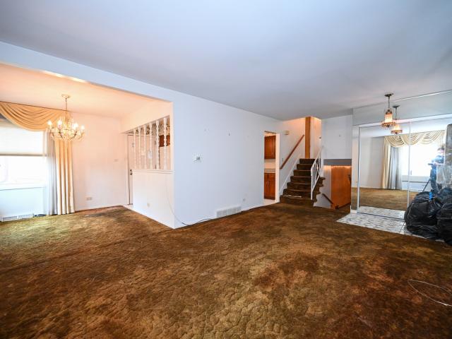 1322 S Arlington Heights Road