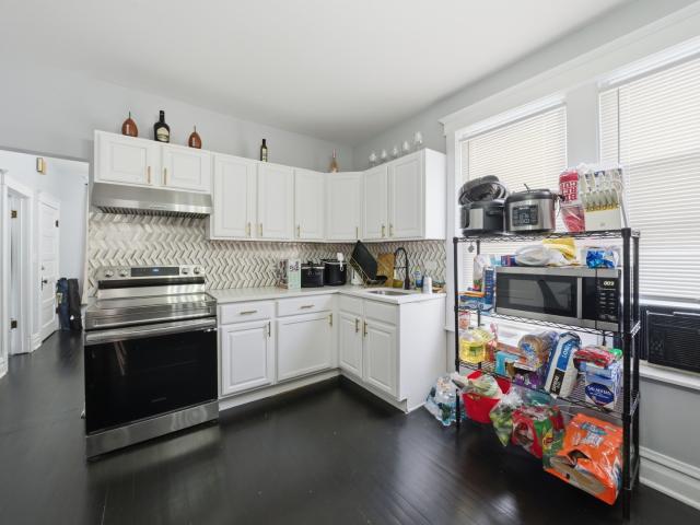1322 Scoville Ave, Berwyn, IL 60402 | Compass