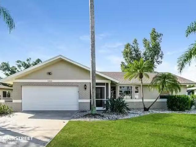 1322 SE 44th Ter, CAPE CORAL, FL 33904 1322 Se 44th Ter