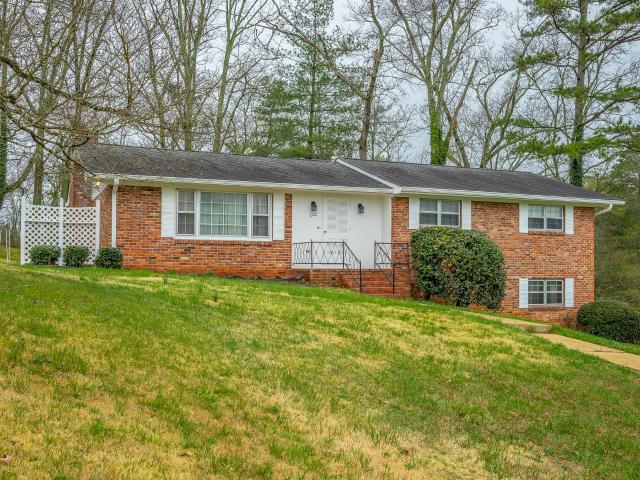 1322 Vanessa Drive