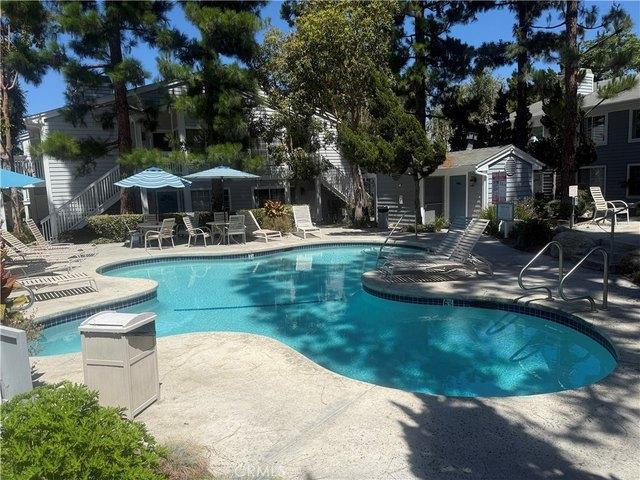 1322 W Park Western Dr, Los Angeles, CA 90732