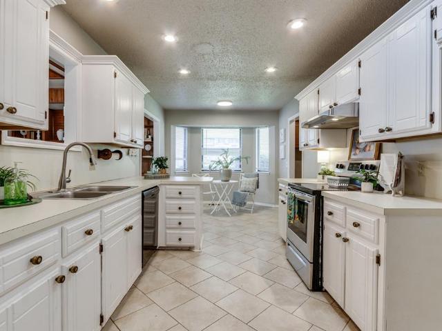 13233 Eastridge Drive