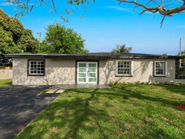 13231 NW 22nd Ct, Miami, FL 33167