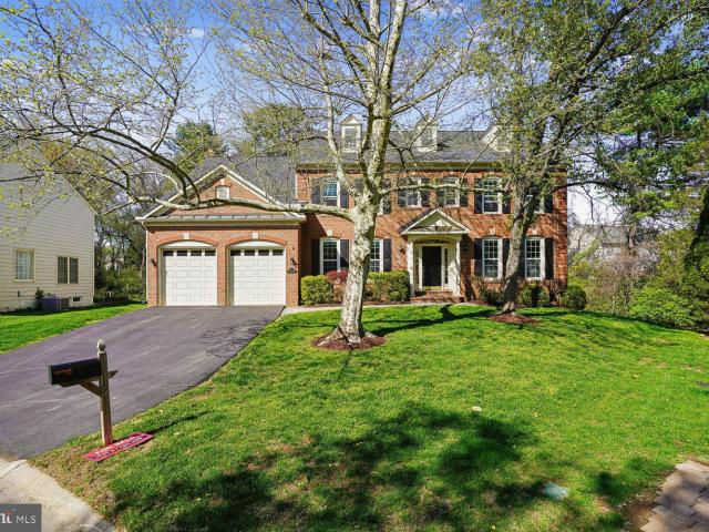 13236 Maplecrest Dr, Potomac, MD 20854 | MLS #MDMC2226 | Compass