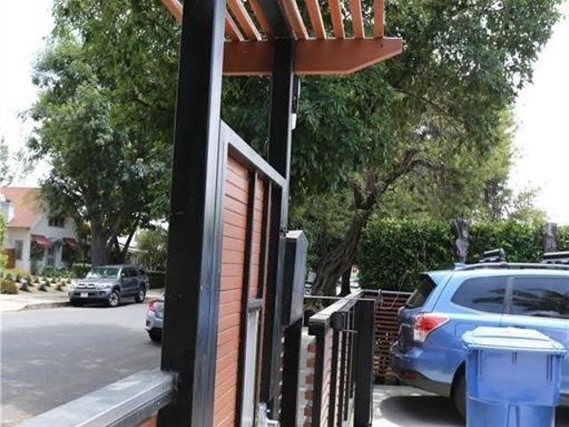 1323 N Cherokee Ave, Los Angeles, CA 90028 | MLS #TR26090