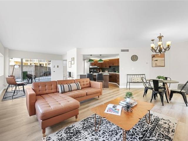 1323 N Spurgeon St Unit 2, Santa Ana, CA 92701